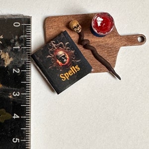 Haunted Dollhouse Miniature Creepy Diorama 1:12 Scale Creepy Witch ...