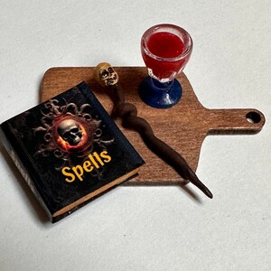 Haunted Dollhouse Miniature Creepy Diorama 1:12 Scale Creepy Witch ...