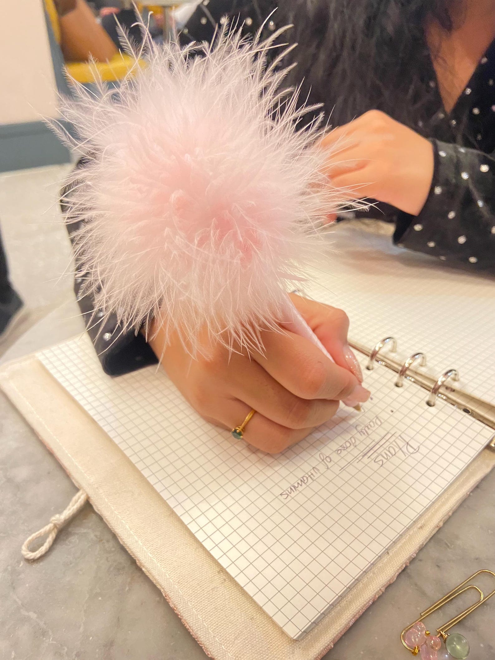 Write Like a 90’s Icon With the Classic Clueless-inspired Fluffy Pom ...