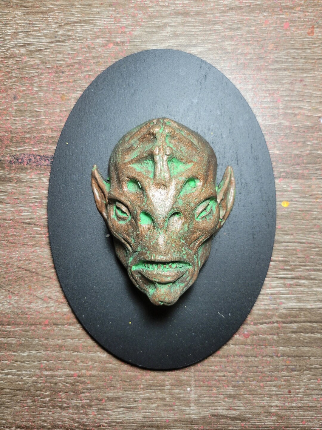 Alien Miniature Wall Display - Etsy