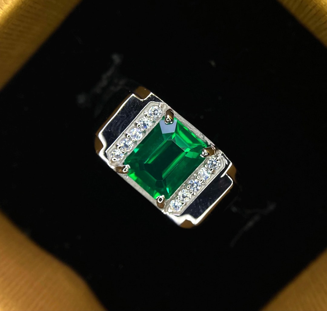 Emerald Man Ring, 14k Solid Gold Engagement Band, 7x9mm Emerald Cut ...