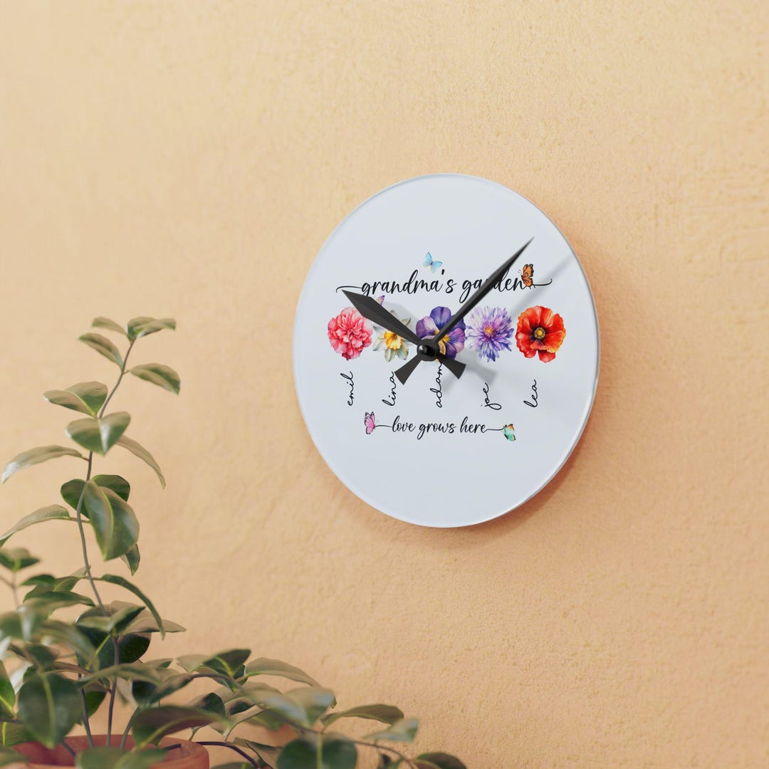 Personalized Birth Flower Wall Clock, Gift for Mom, Grandma, or Friend ...