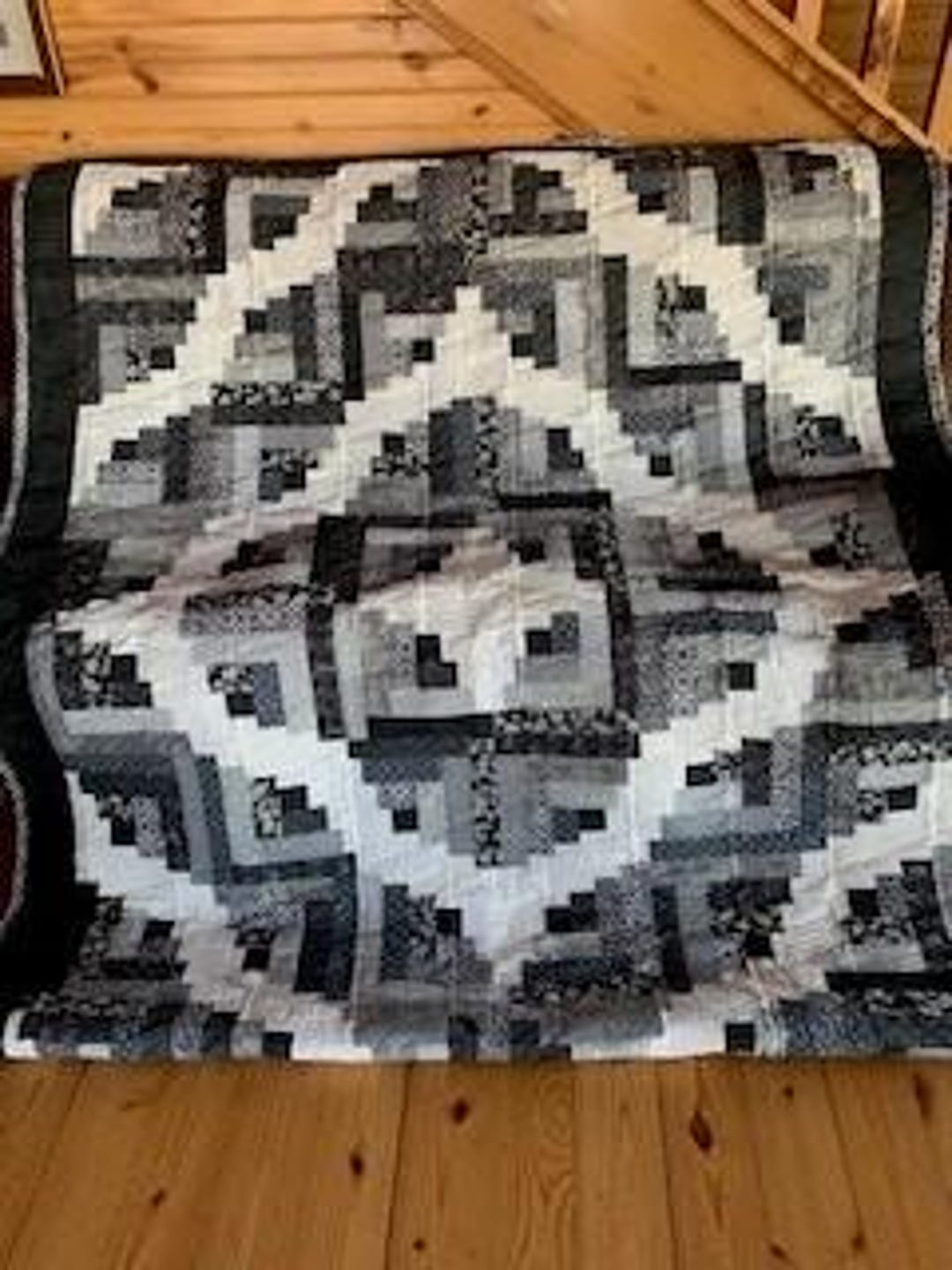 Handmade Quilt of Geometric Pattern - Etsy