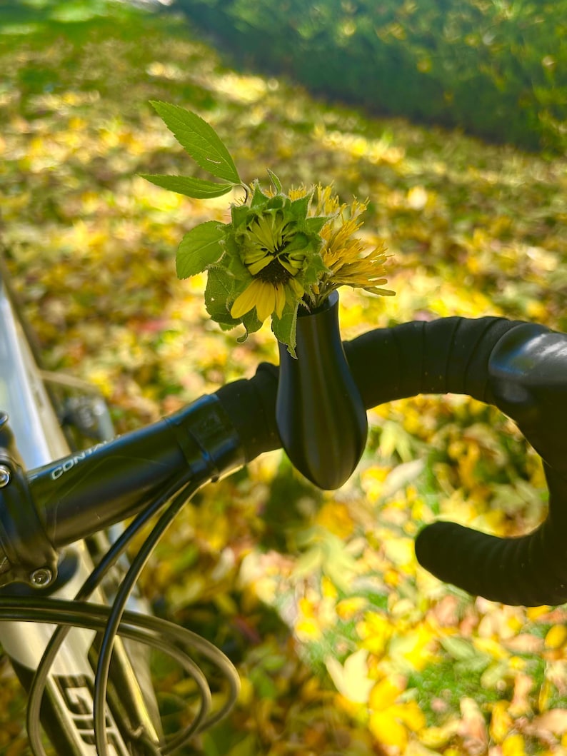 Bike Flower Vase for Handlebars Fun Biking Accessory for Summer, Flower ...