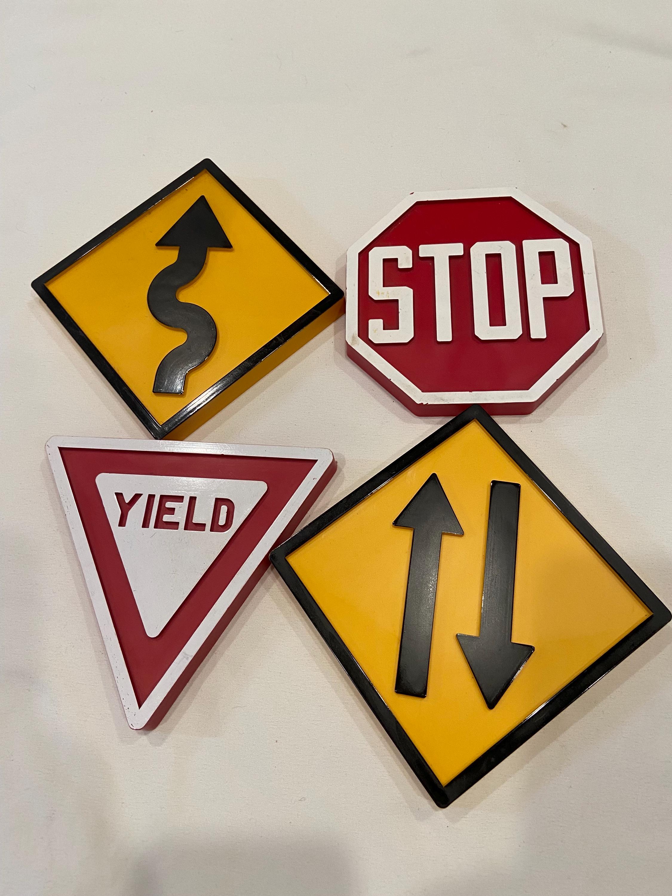 Vintage Hoda Wall Decor Set of 4 Miniature Road Signs. Made in the USA ...