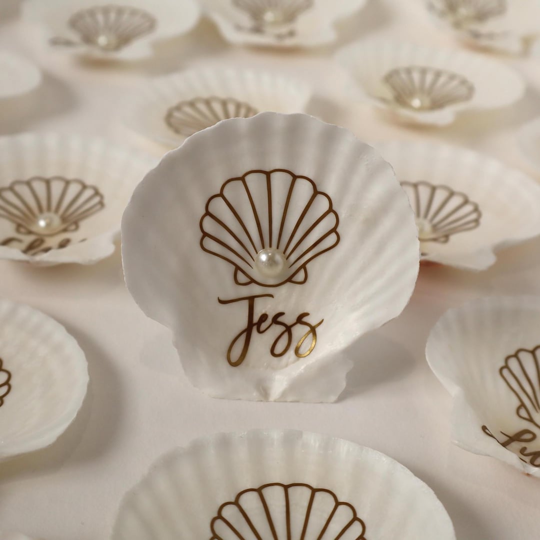 Shell Place Setting Names for Event | Personalised Place Shell | Shell ...