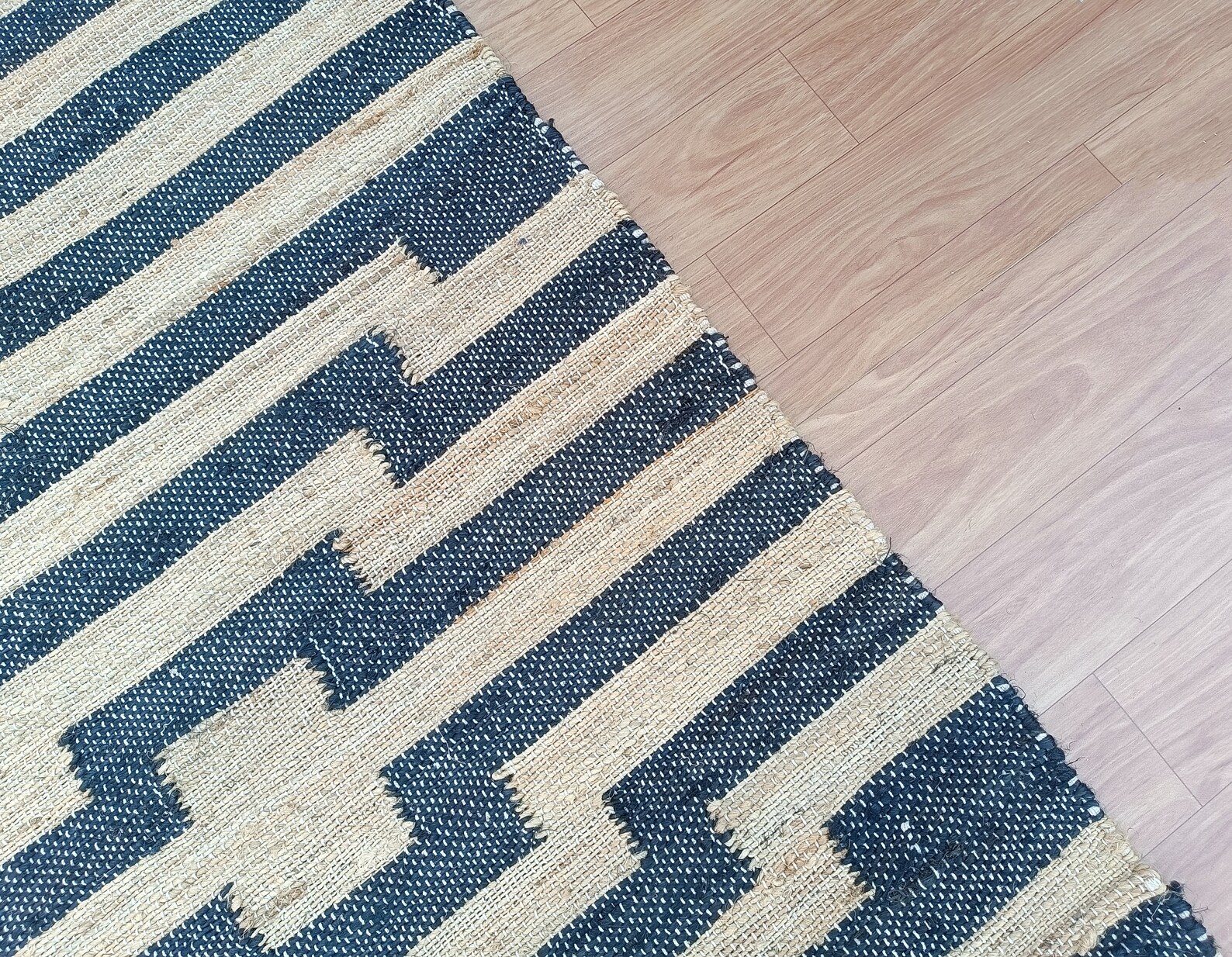 Handwoven Jute Geometric Flat Weave Rug Black and Natural Boho Style ...