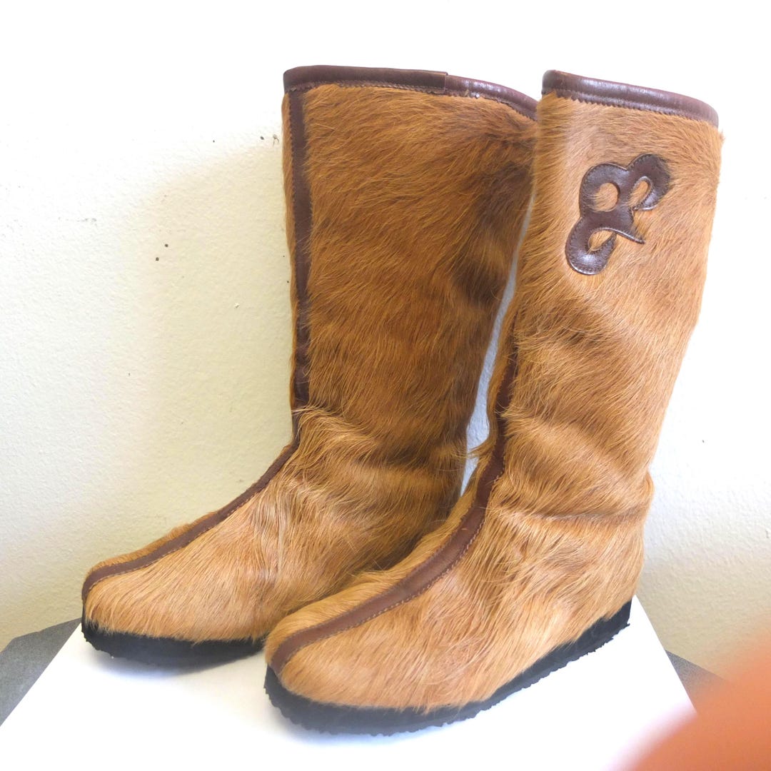 Handmade Reindeer Fur Mukluks: Saami Winter Boots, Size EU 39, US 8 - Etsy