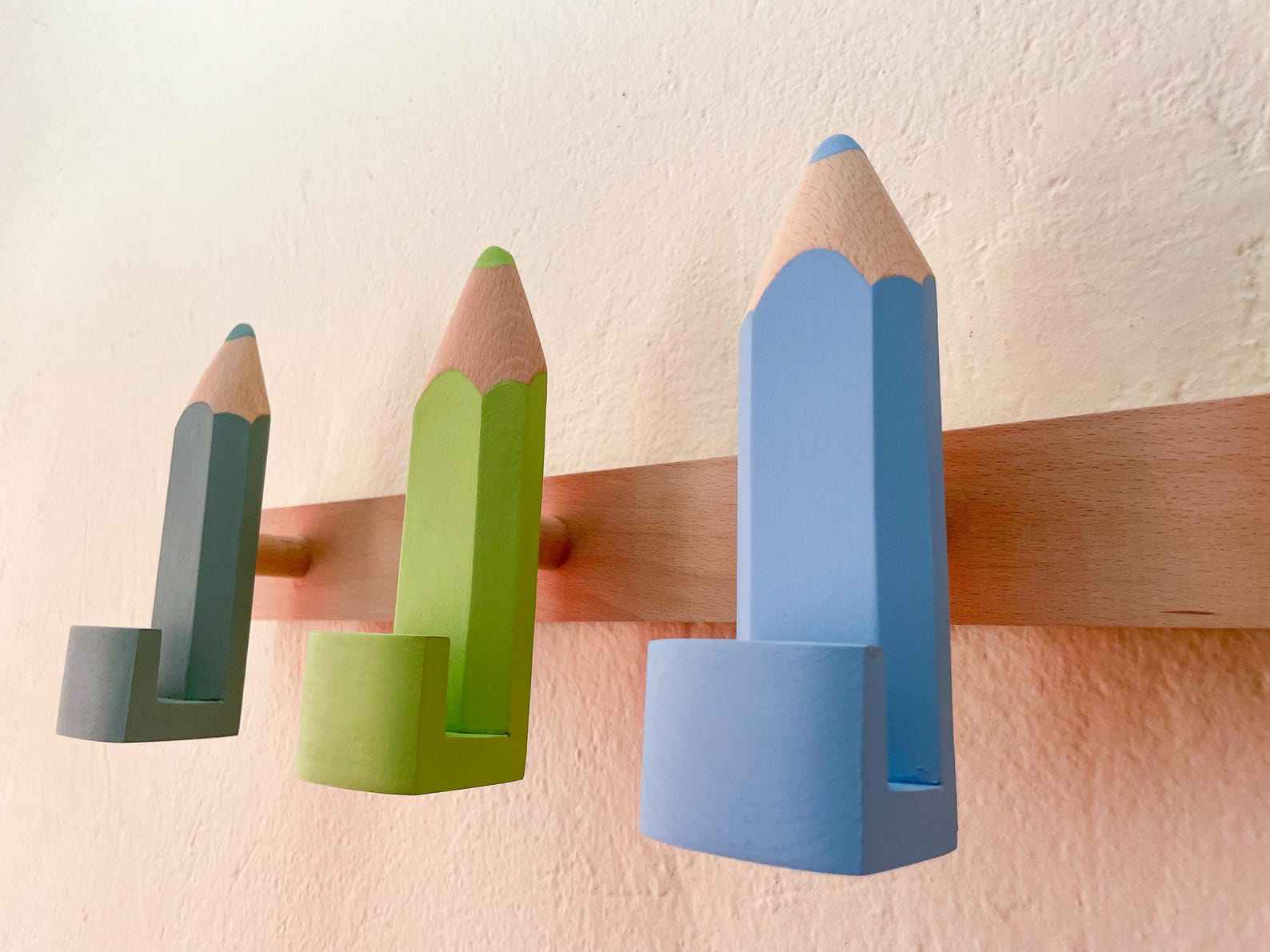 Colorful Wooden Pencil Hook for Kids , Clothes & Bag Holder for Kids ...