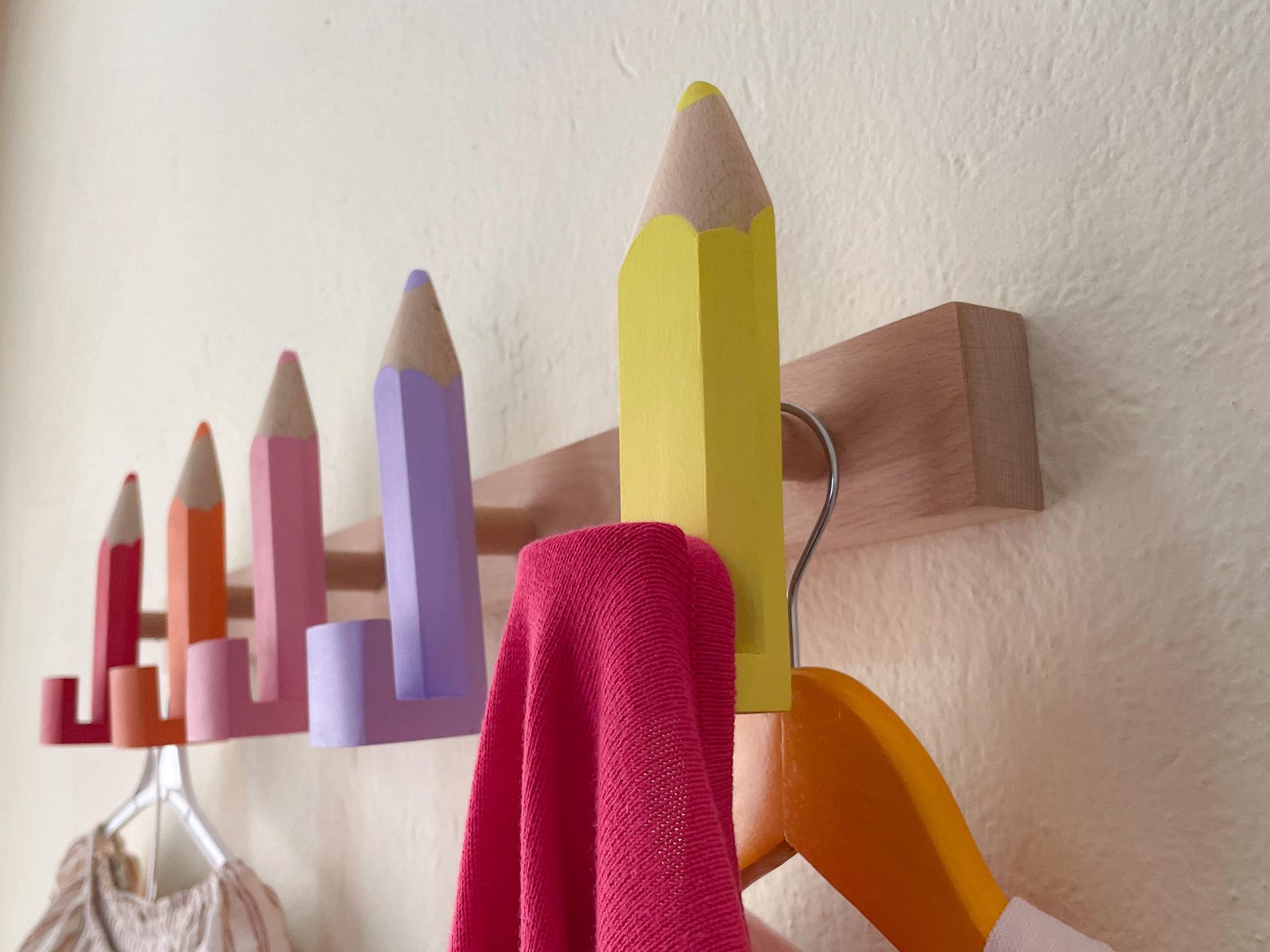 Colorful Wooden Pencil Hook for Kids , Clothes & Bag Holder for Kids ...