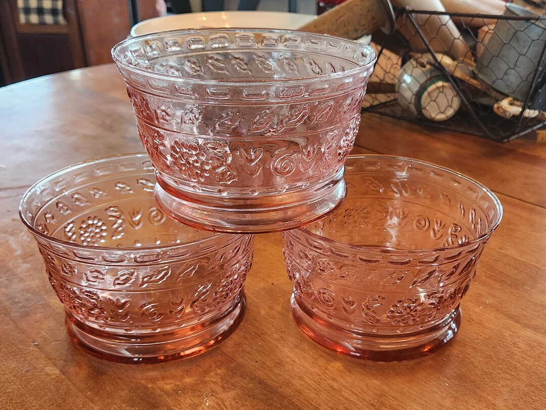 Decorative Bowls, Serving Set of Vintage Pink Glass Bowls, Set of Three ...