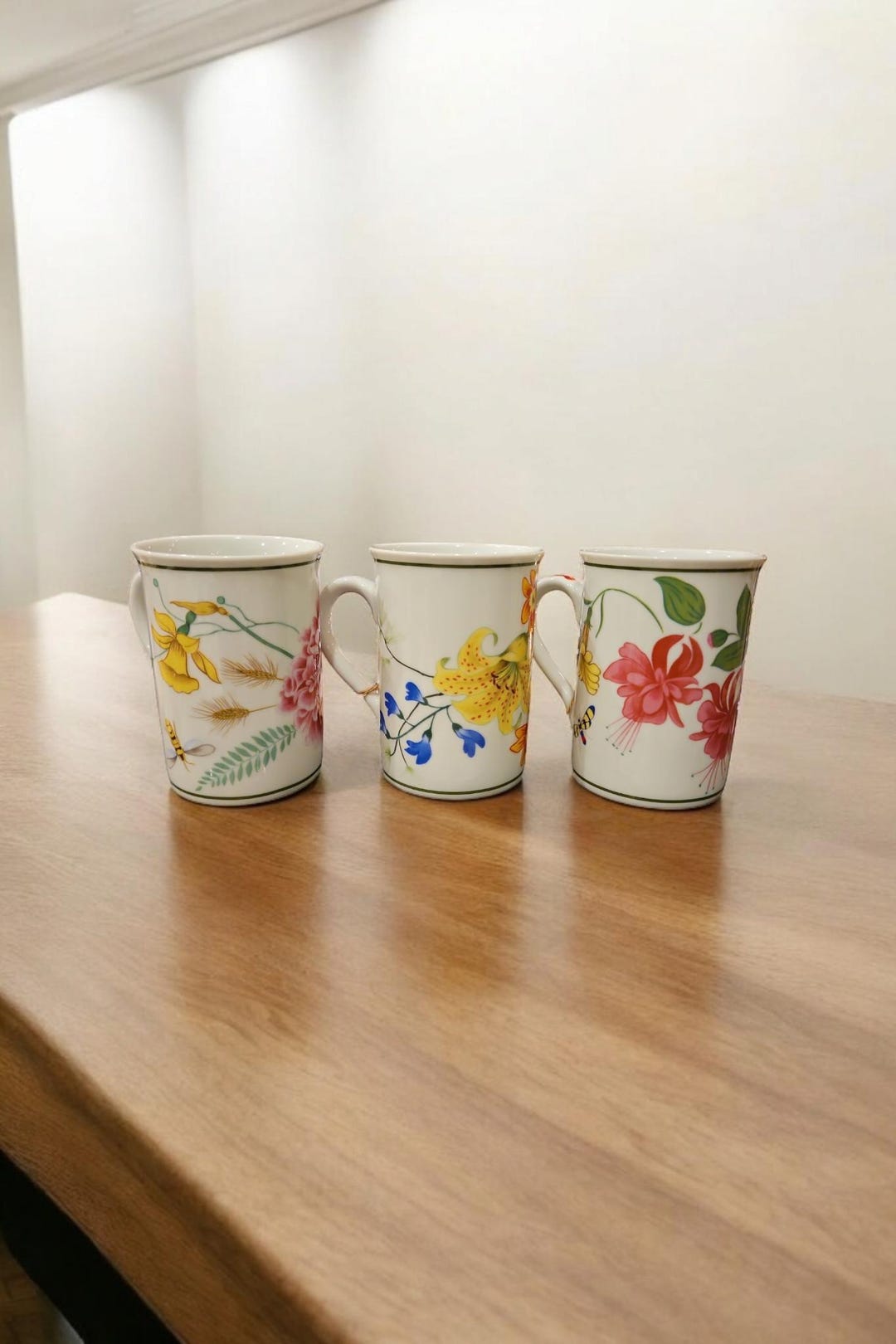 Lynn Chase Flores Mugs Vintage Bug Rope Floral Motif, Set of 3 Mugs - Etsy