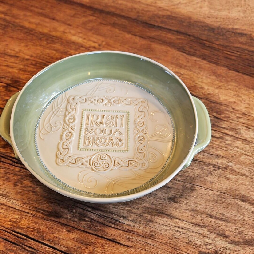 Celtic Irish Claddagh Soda Bread Dish by Grasslands Road, Celtic Irish ...