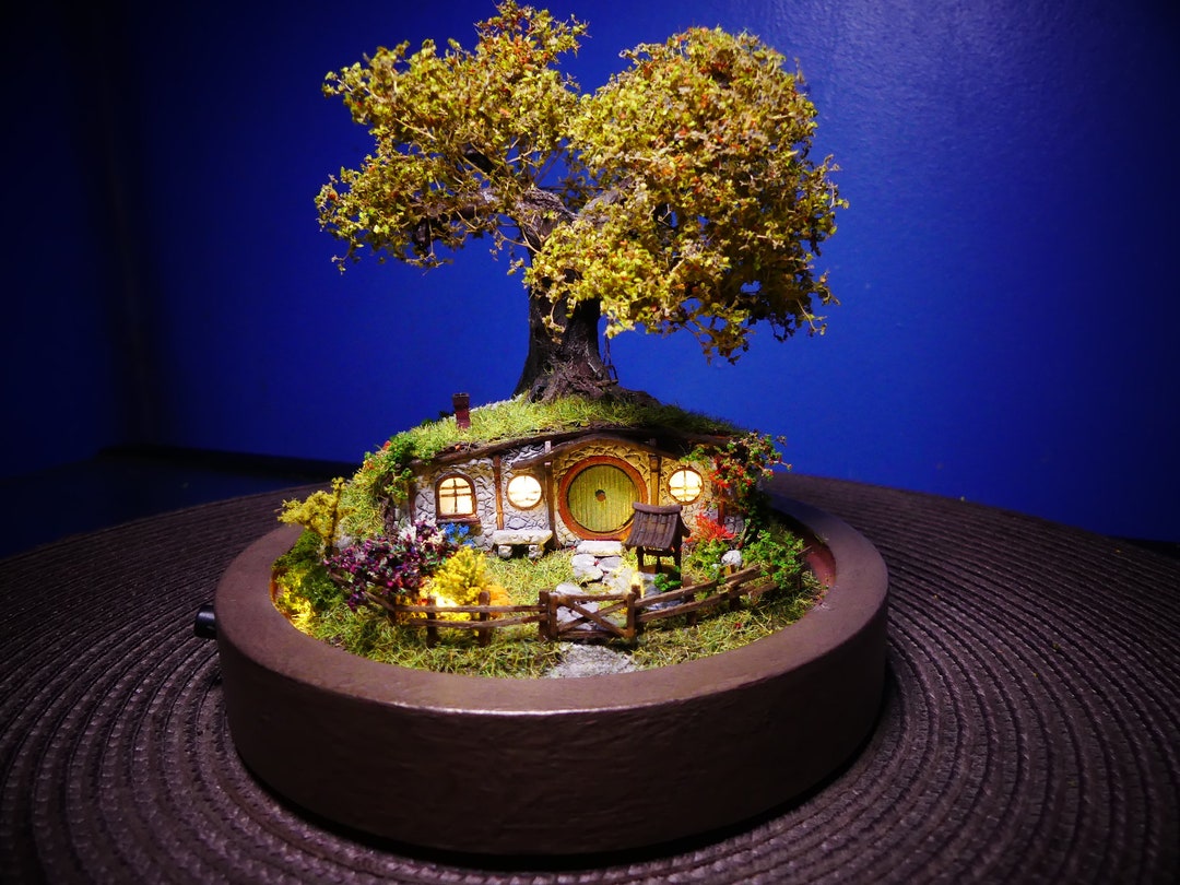 Hobbit House Diorama - Etsy