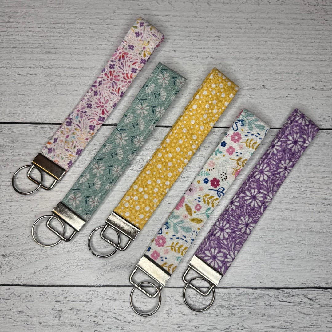 Fabric Key Fob Wristlet Keychains // Bridal Party Gift // Teacher Gift ...