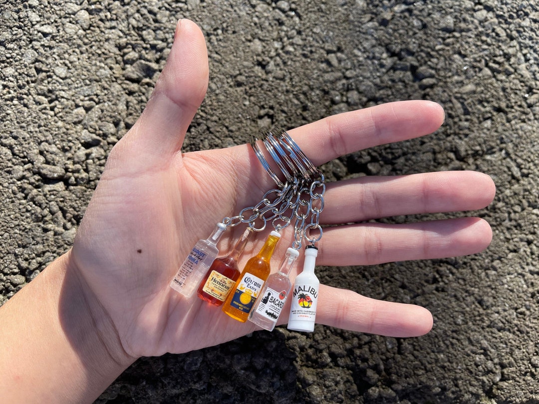 Mini Alcohol Bottle Keychain, Mini Drink Bottles, Mini Alcohol Keychain ...