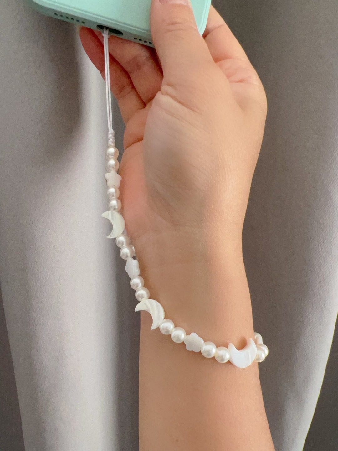 Natural Seashell Star & Moon Wrist Strap, Pearl Beaded Phone Wrist ...