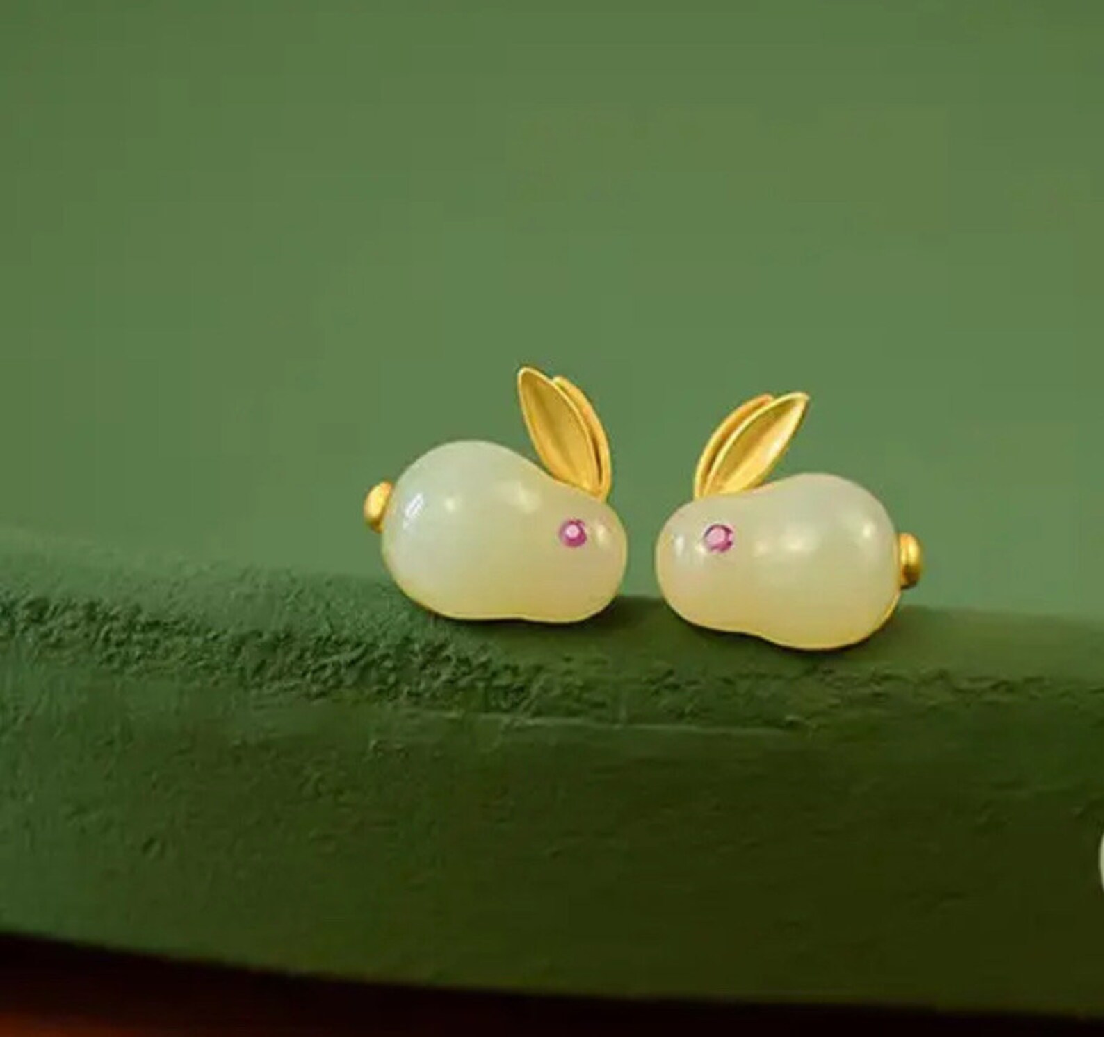 White Jade Rabbit Earring, Golden Ears Rabbit Bunny Earring Dangle ...