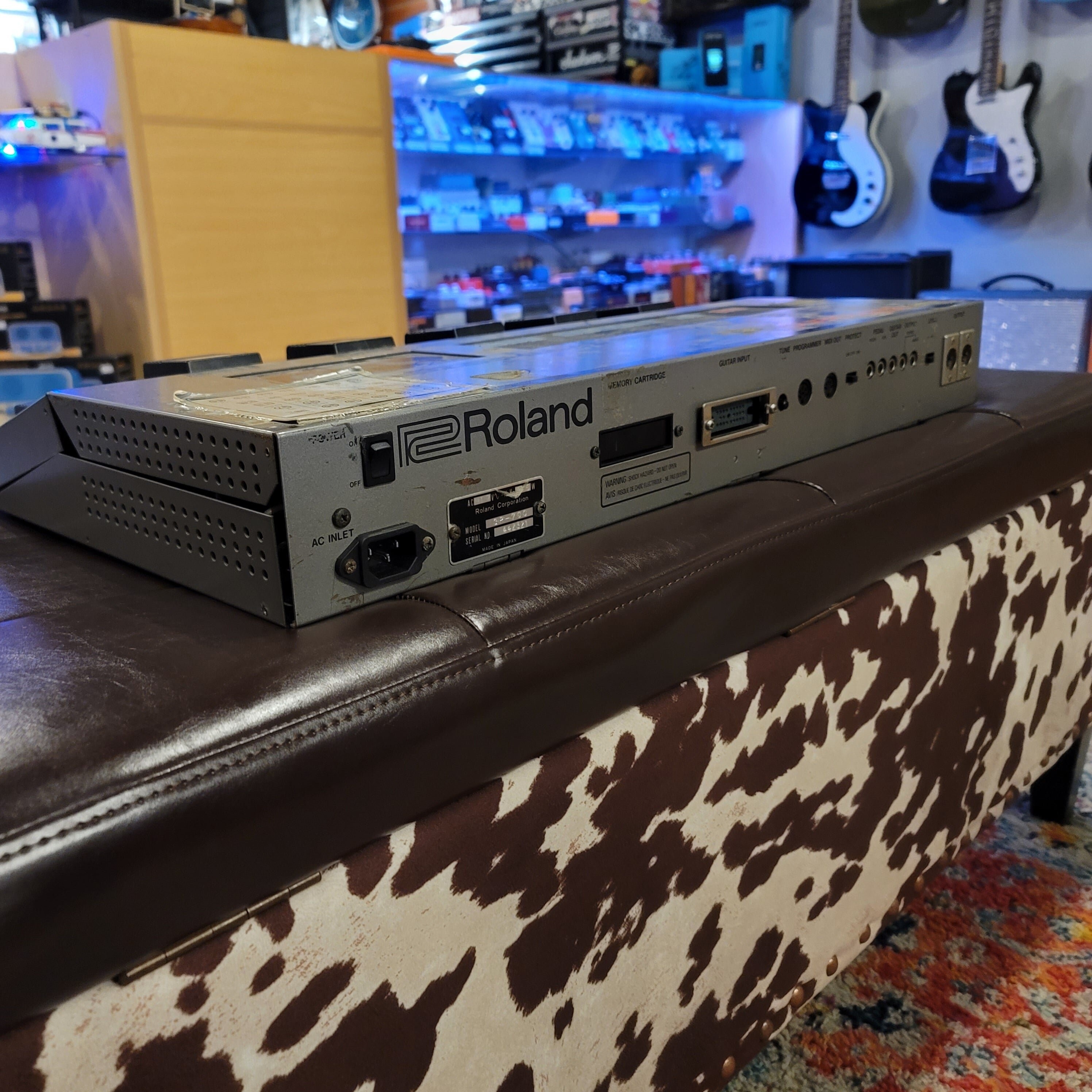 1984 Roland Synthesizer G-707 Guitar GR-700 Foot Controller Synth Black ...