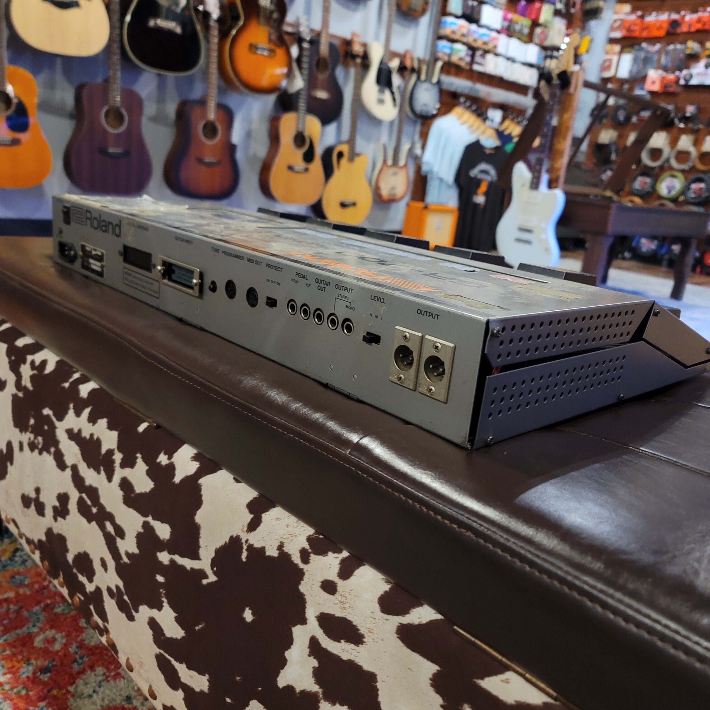 1984 Roland Synthesizer G-707 Guitar GR-700 Foot Controller Synth Black ...