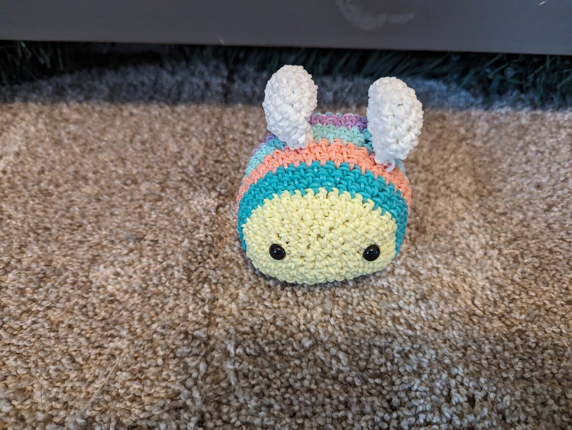 Loomigurumi Bee - Etsy