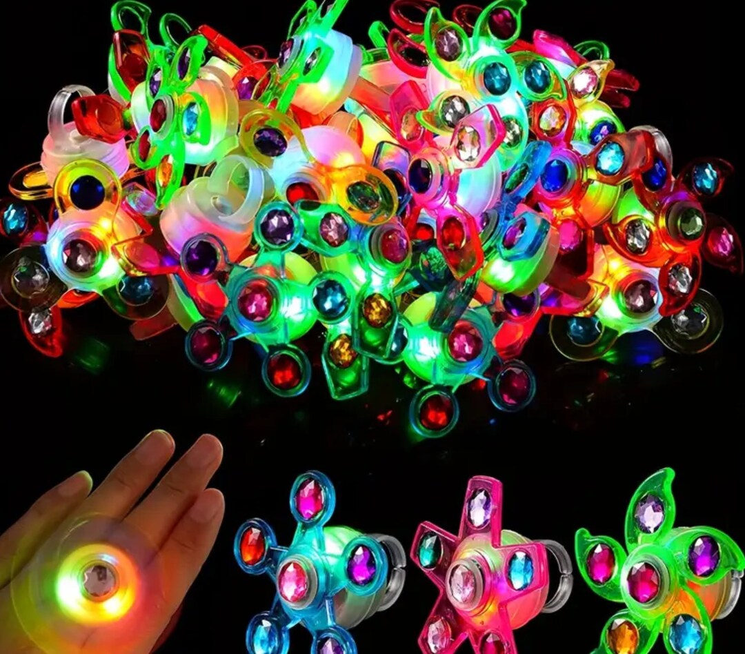 Glow in the Dark Light Party Goody Bag Rings Birthday Halloween Fun ...