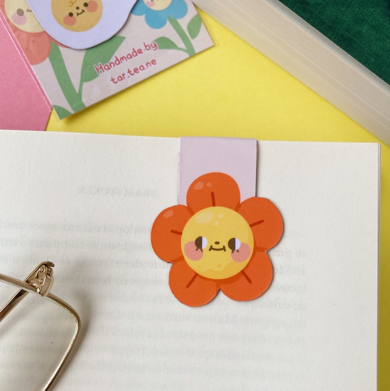 Magnetic Bookmark Silly Flower Face - Etsy