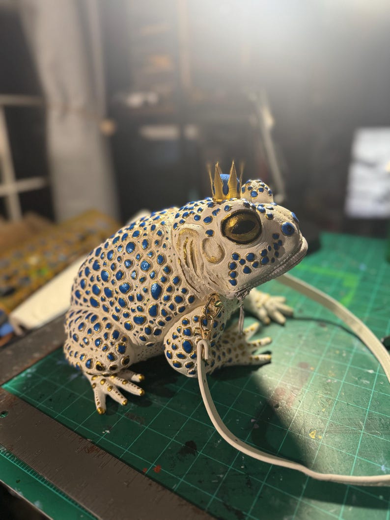 Toad Prince Purse - Etsy