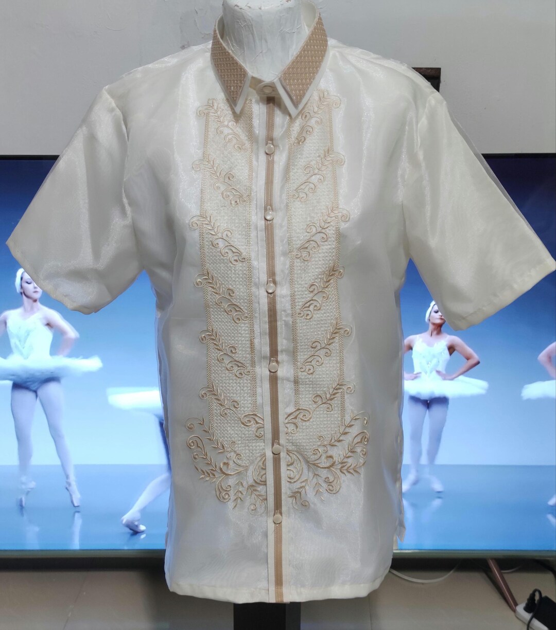 Short Sleeves Barong Tagalog With Inner Lining | Doubled Embroidered ...