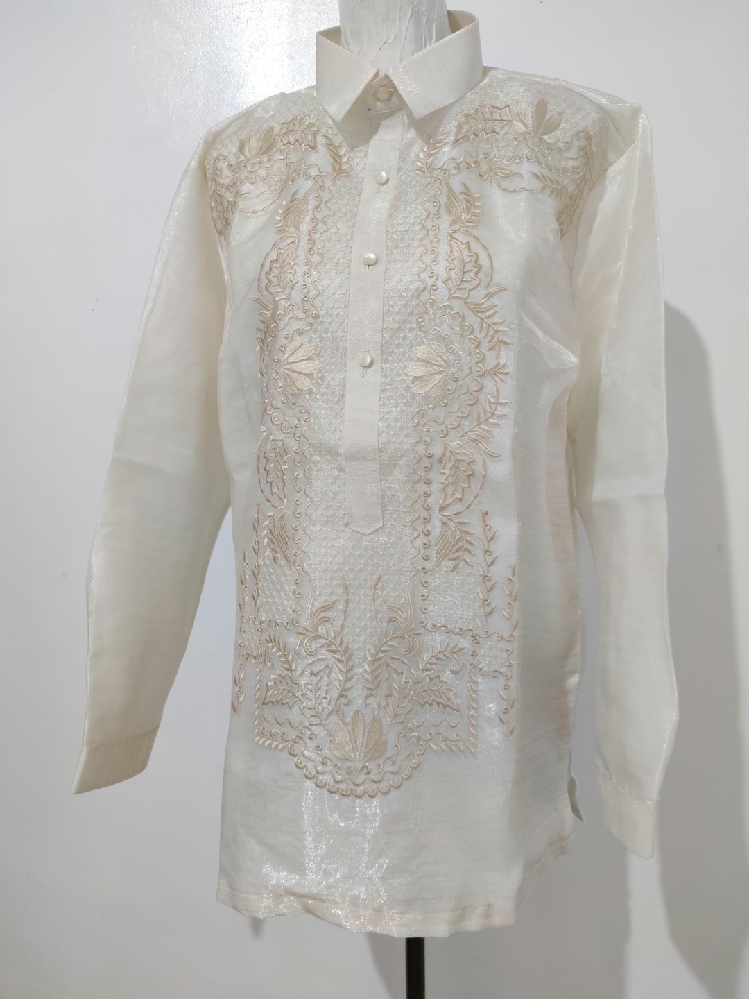 Classic Barong Tagalog| Foliage and Vines Embroidery Design | Sports or ...