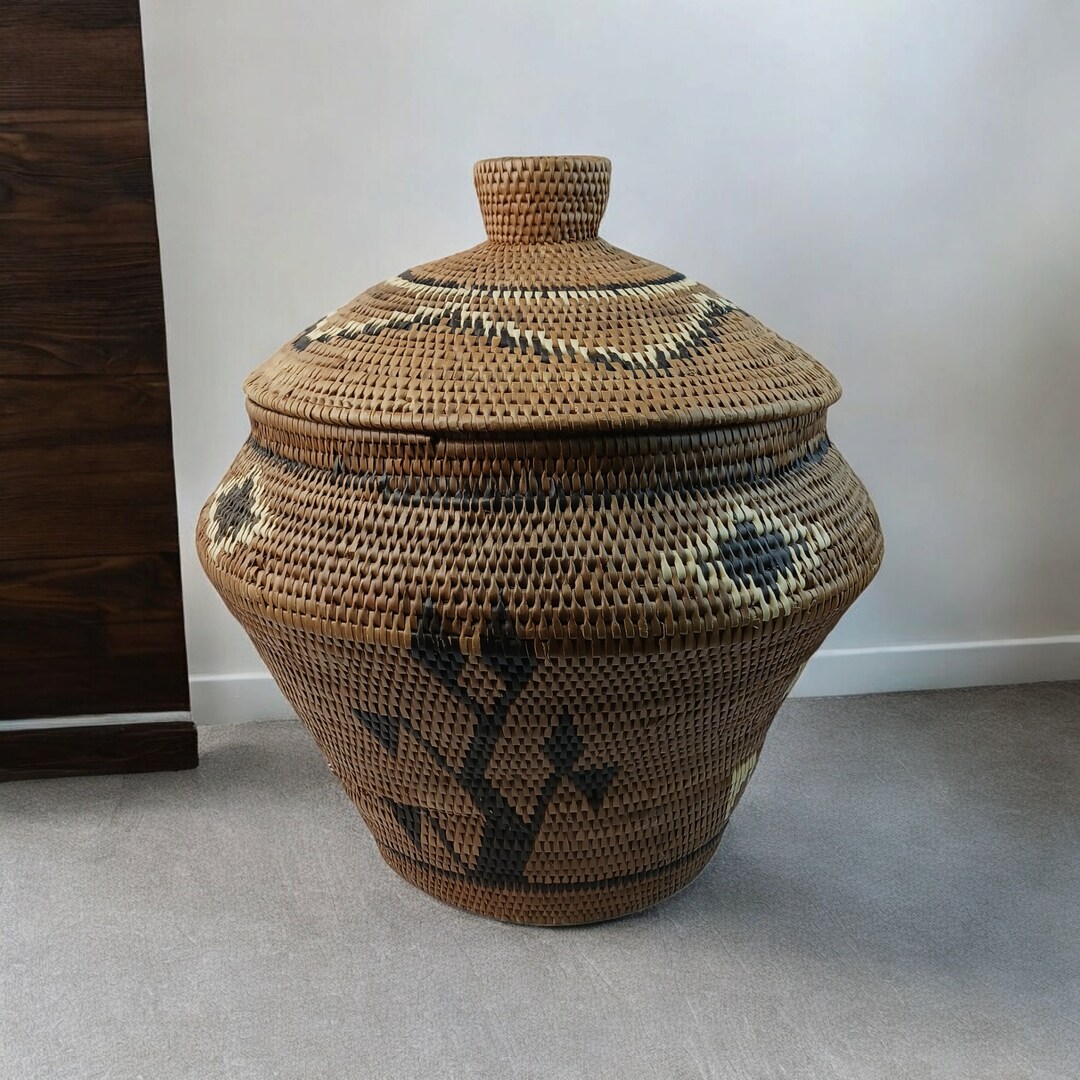 Hand Woven X Large Basket With Lid Tree 18 Tall 52 Around Rare OOAK - Etsy