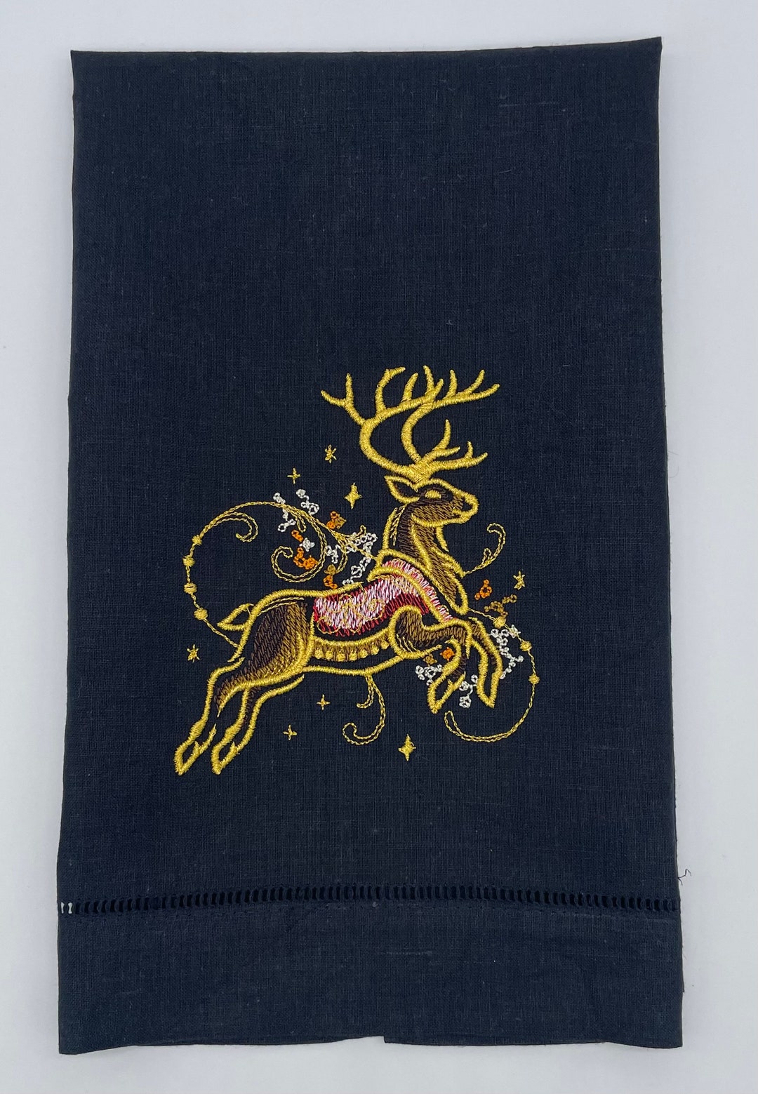 Elegant Christmas Guest Towels Embellished With a Contemporary Leaping ...