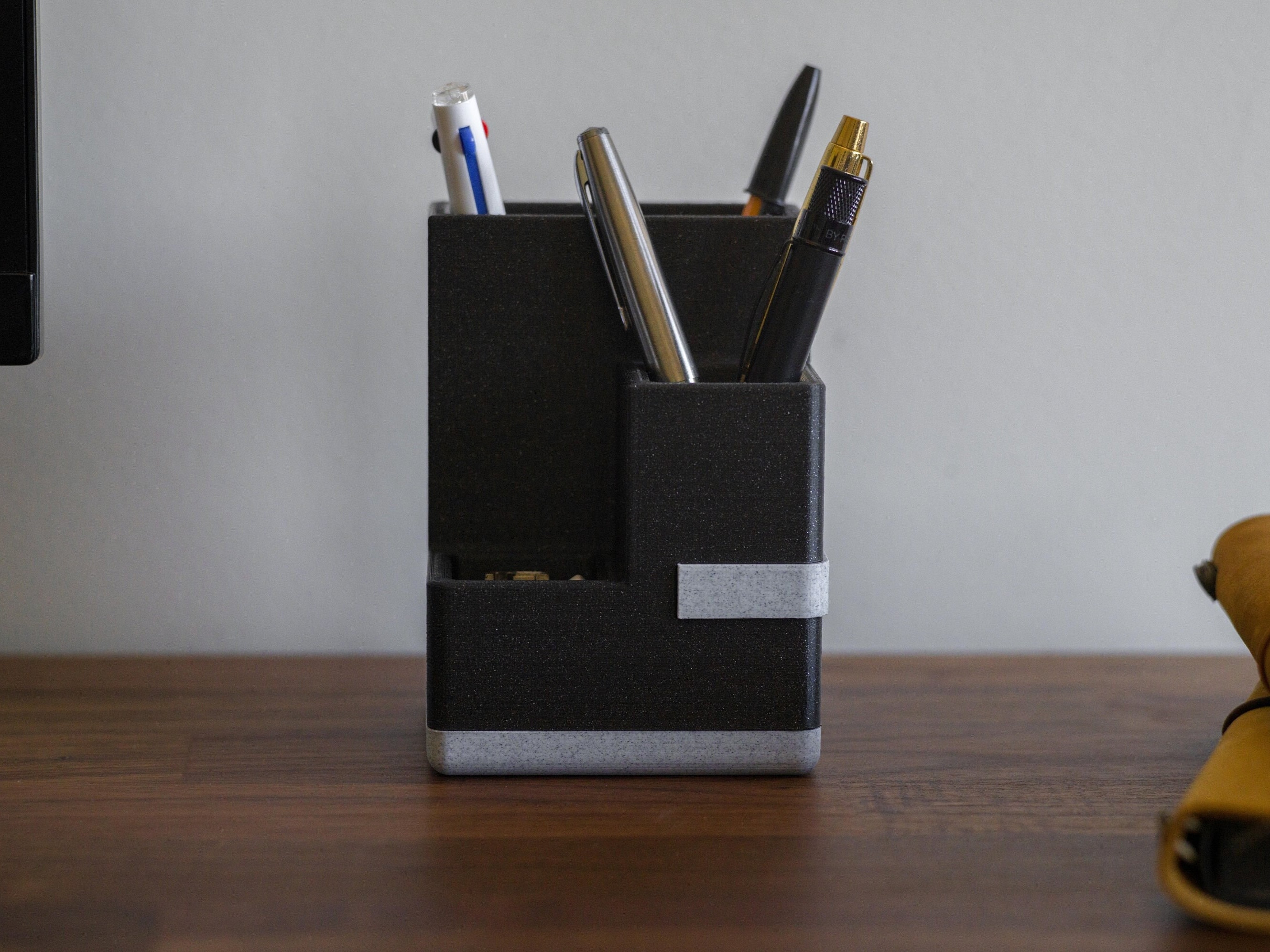 Modern Pen Holder - Desk Organizer for Office Decor - Minimalist Office ...