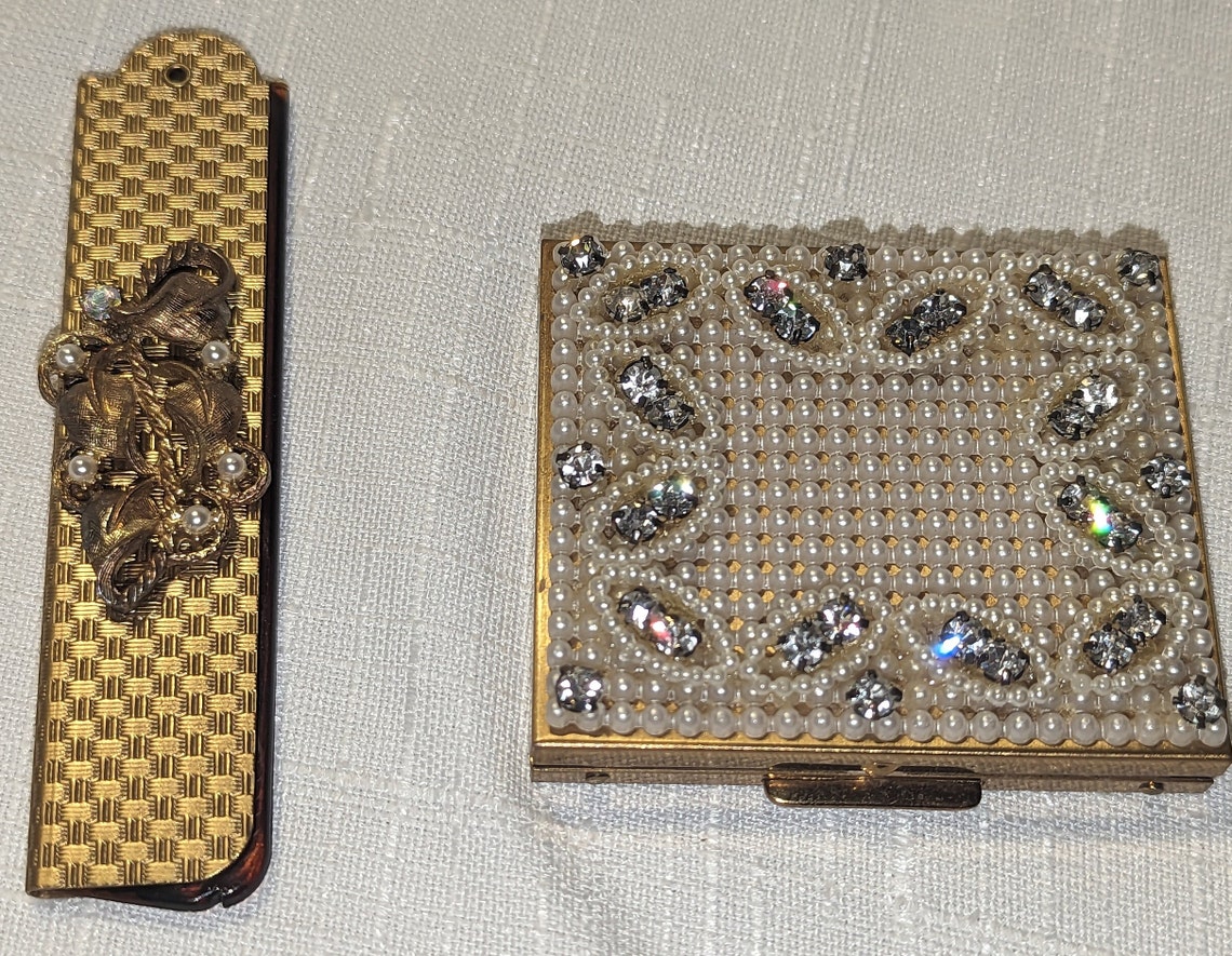 1950s Wiesner of Miami Powder Compact and Comb - Etsy