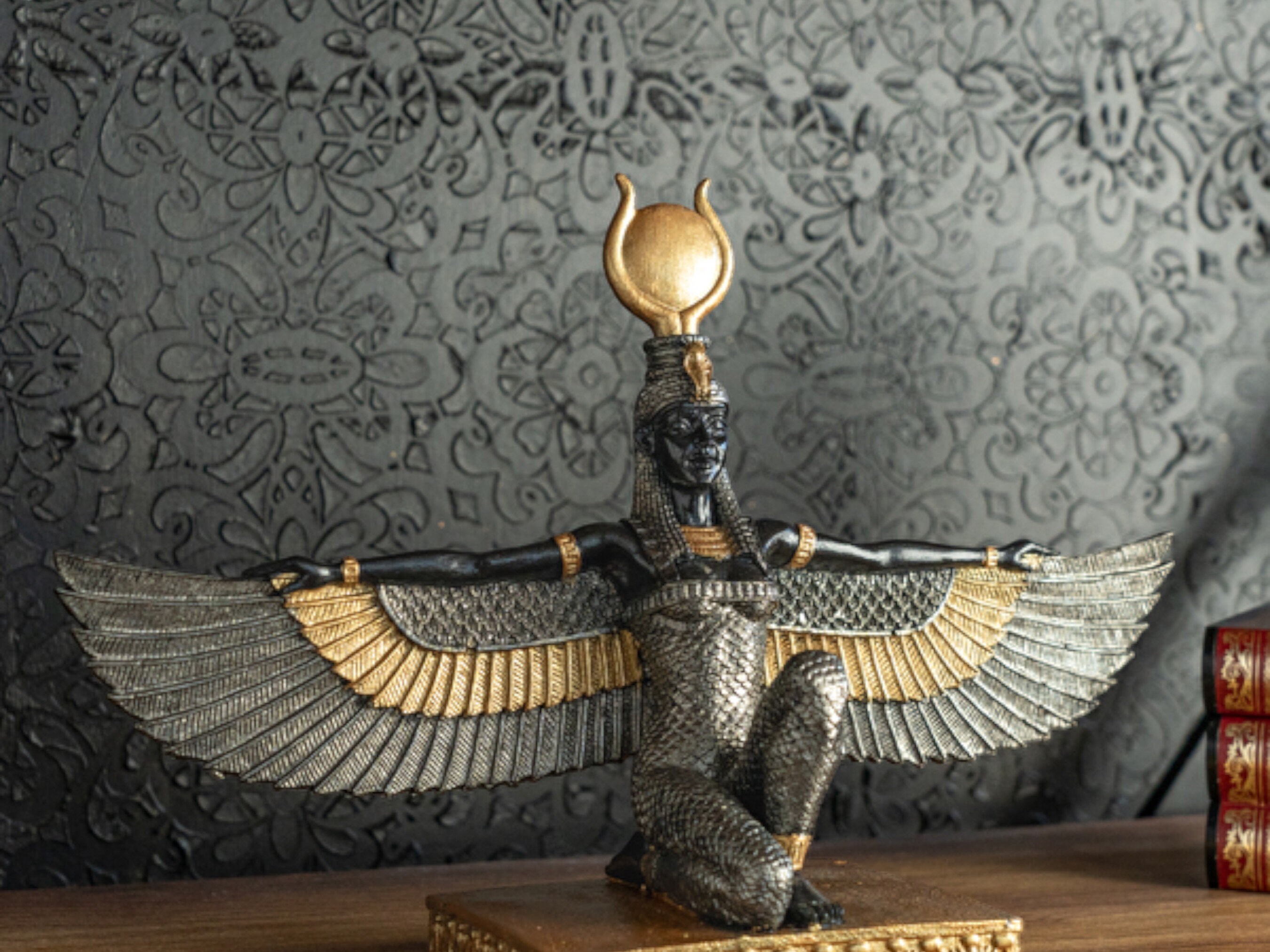 Estatua de la Diosa Divina Isis Símbolo de fertilidad - Etsy España