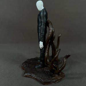 Slenderman Resin Figurine | Handcrafted Horror Collectible | 3D Printed ...