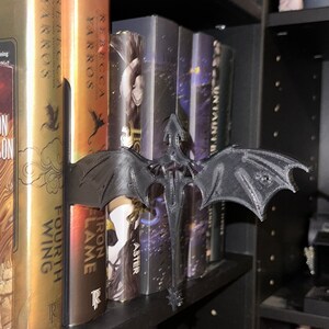Dragon Bookshelf Silhouette Fourth Wing Inspired - Etsy