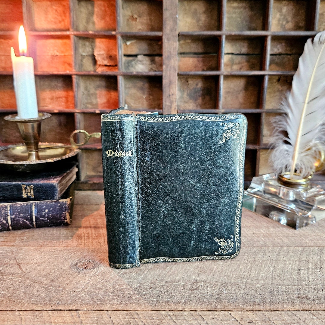 Antique French Missal, Missel Romain, Illustrated Decorative Gilt ...