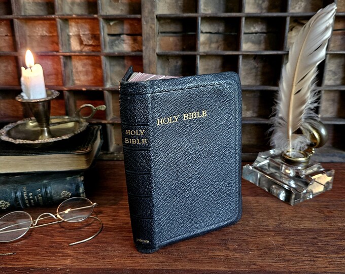 1930s Holy Bible, Leather Soft Cover in Black With Gold Gilt Lettering ...
