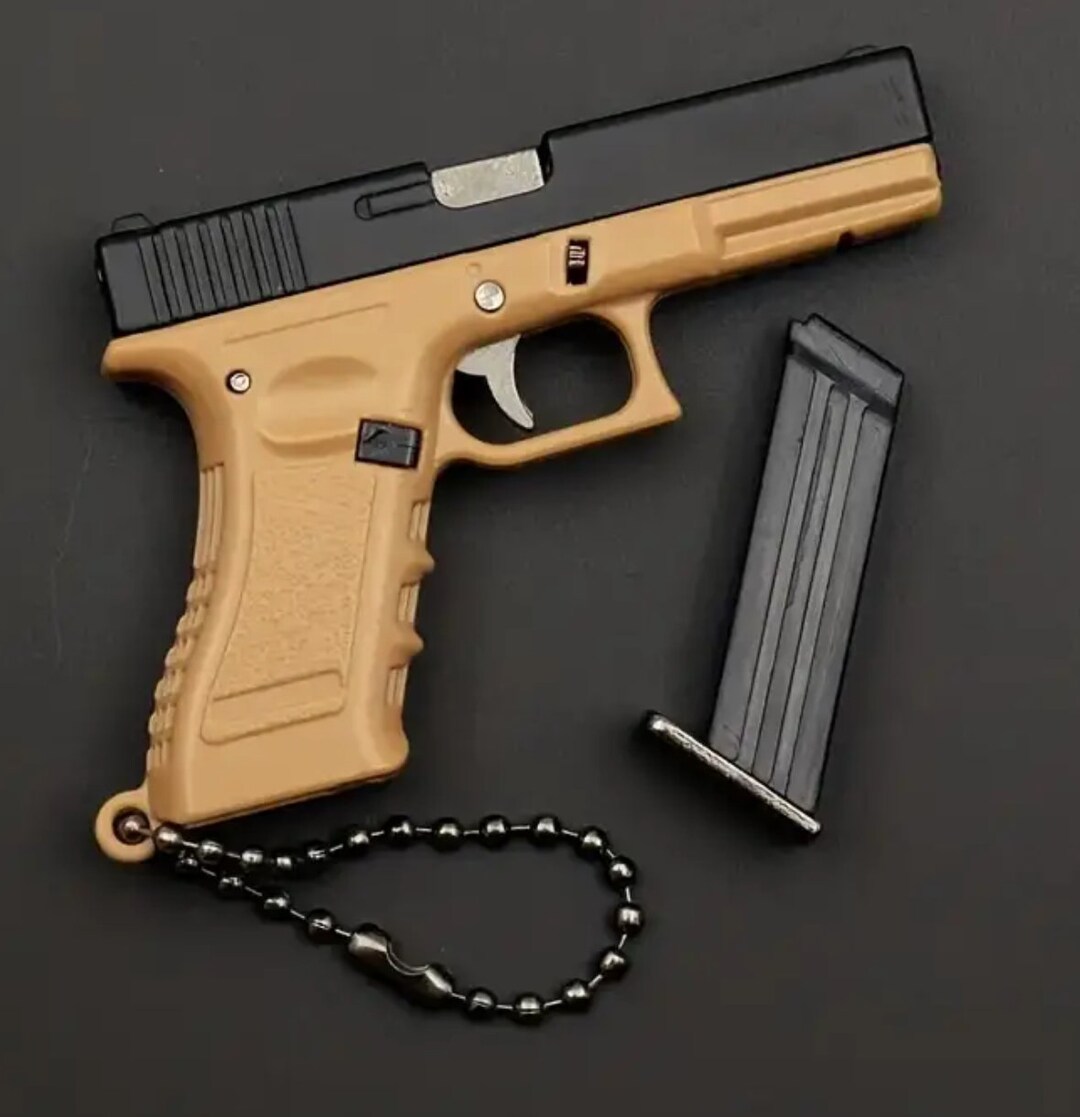 Gun Keychain Glock G17 - Etsy