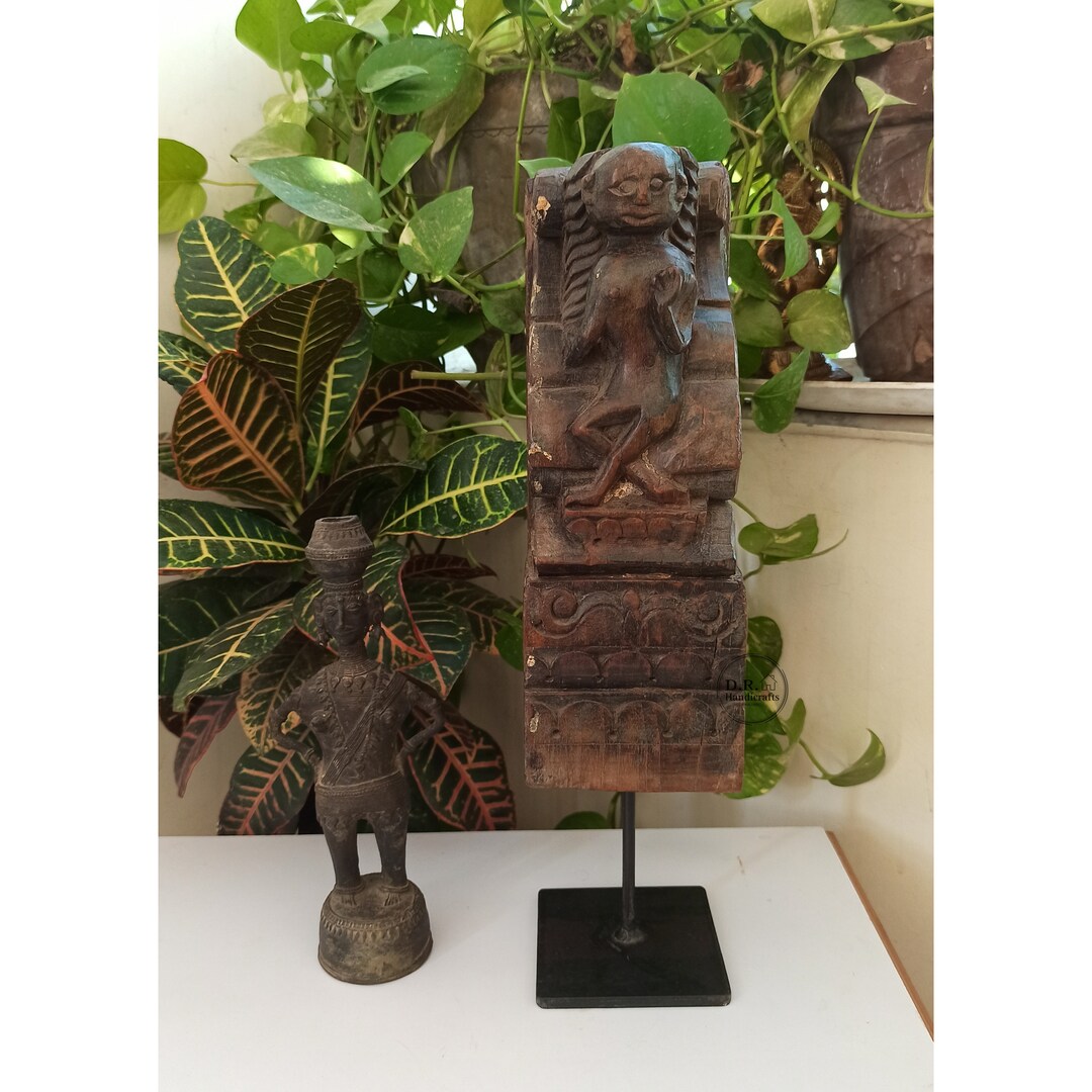 Indian Antique Wooden Home Decor Monkey Bracket on Stand / Table Decor ...
