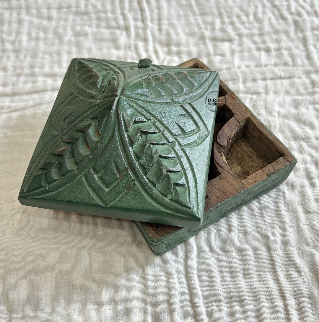 Wooden Antique Handmade Old Sindoor Box Wooden Decorative Box Vintage ...