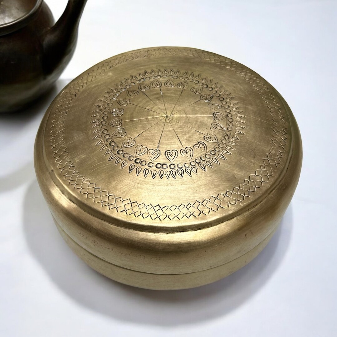Indian Vintage Bras Chapati Box Antique Brass Chapati Box Old Decor ...