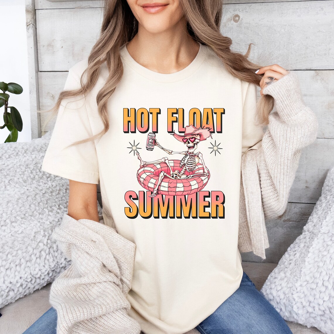 HOT FLOAT SUMMER, Float the River Tee, Country Tee, Pool Tee Shirt ...