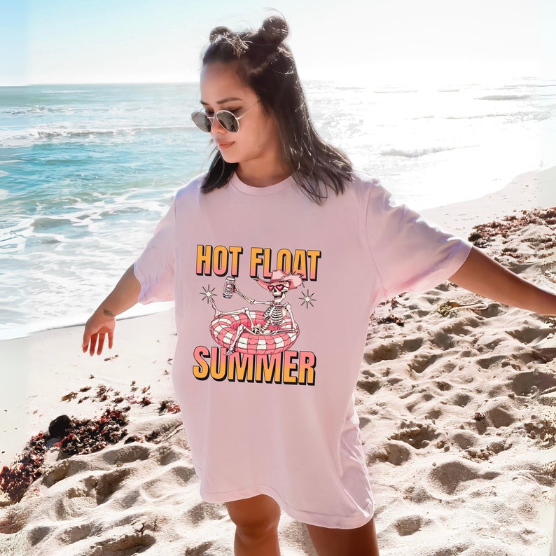 HOT FLOAT SUMMER, Float the River Tee, Country Tee, Pool Tee Shirt ...