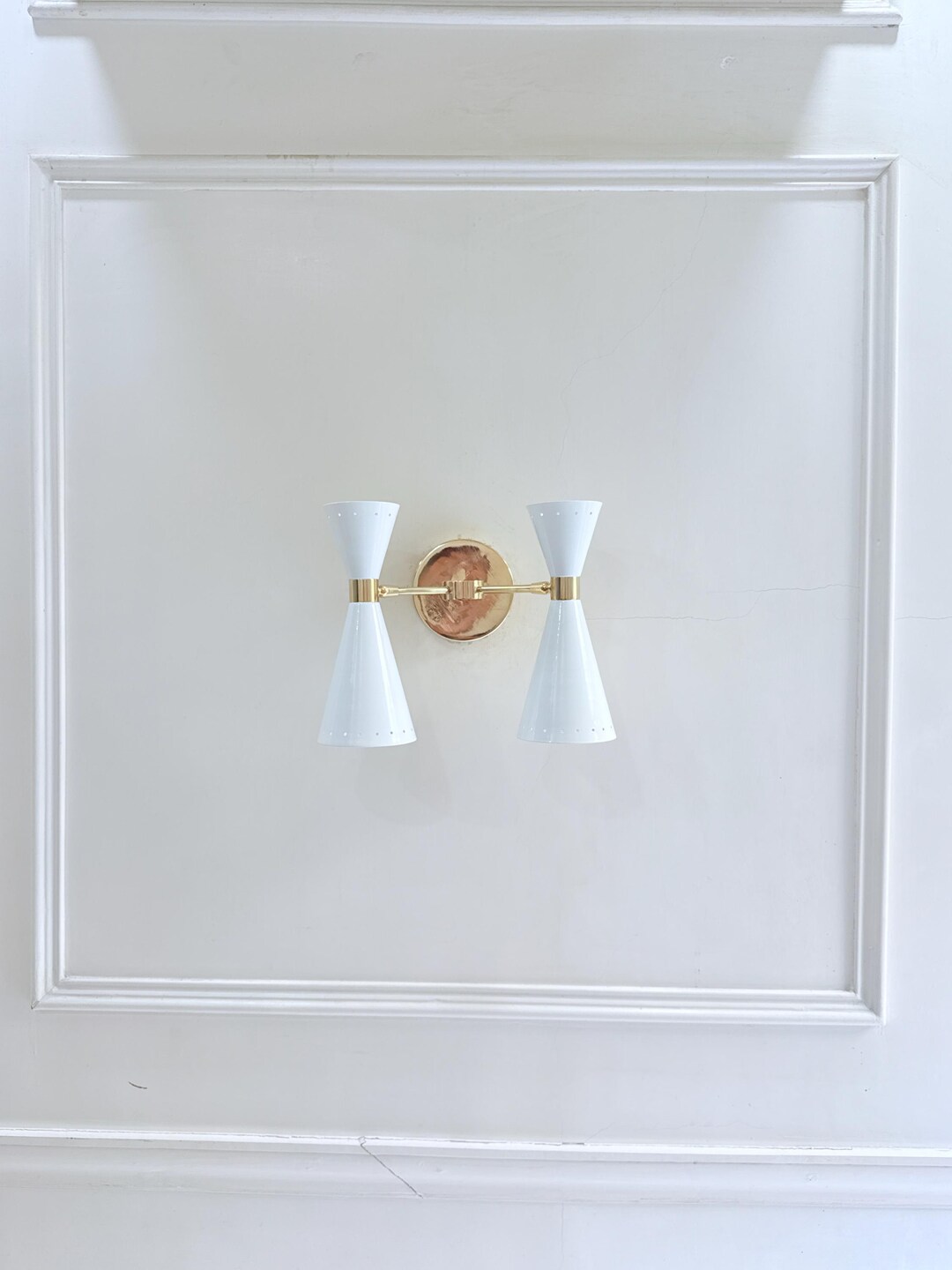 Minimalist Brass Handcrafted Wall Scone - Modern White Light for ...
