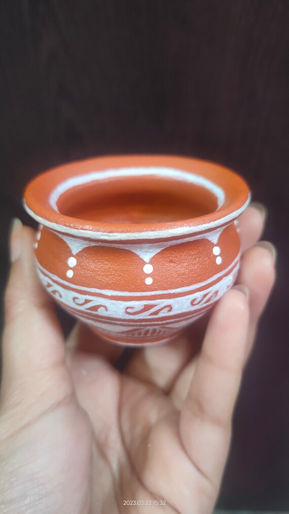 Indian Clay Pot Painting
