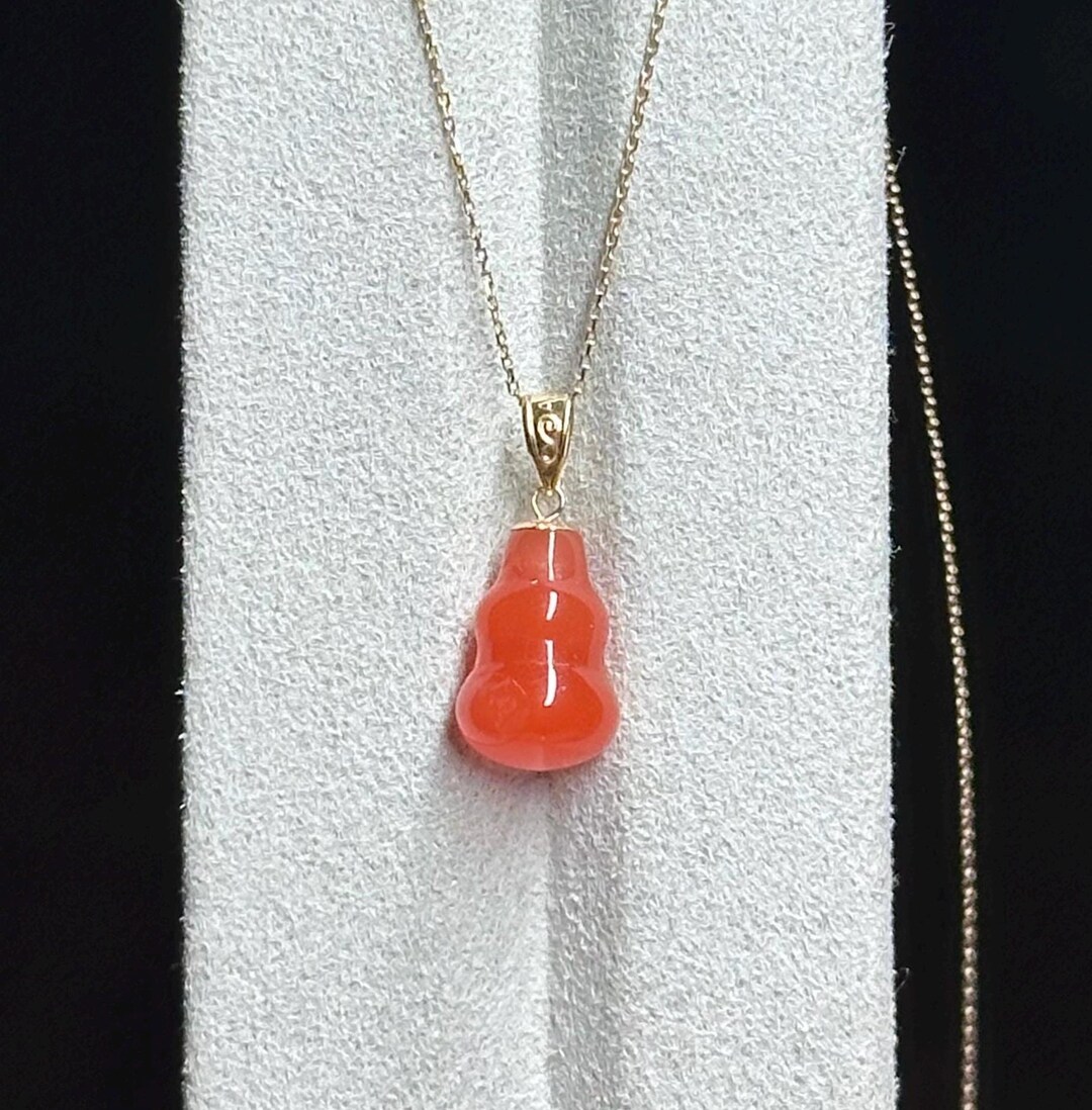 18K Solid Yellow Gold Cherry Red Nan Hong Chinese Agate Hulu Pendant ...