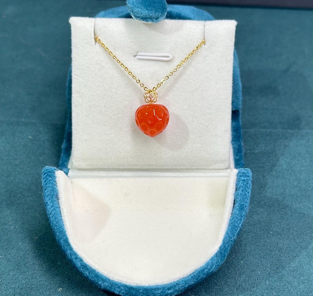 Cute Strawberry Nan Hong Chinese Agate Pendant With 18K Gold Bail ...