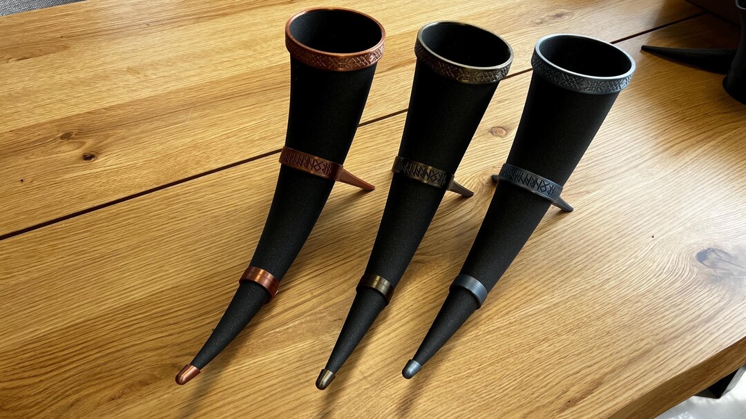 Traditional German / Viking 3d-printed Drinking Horn: A Fusion of ...